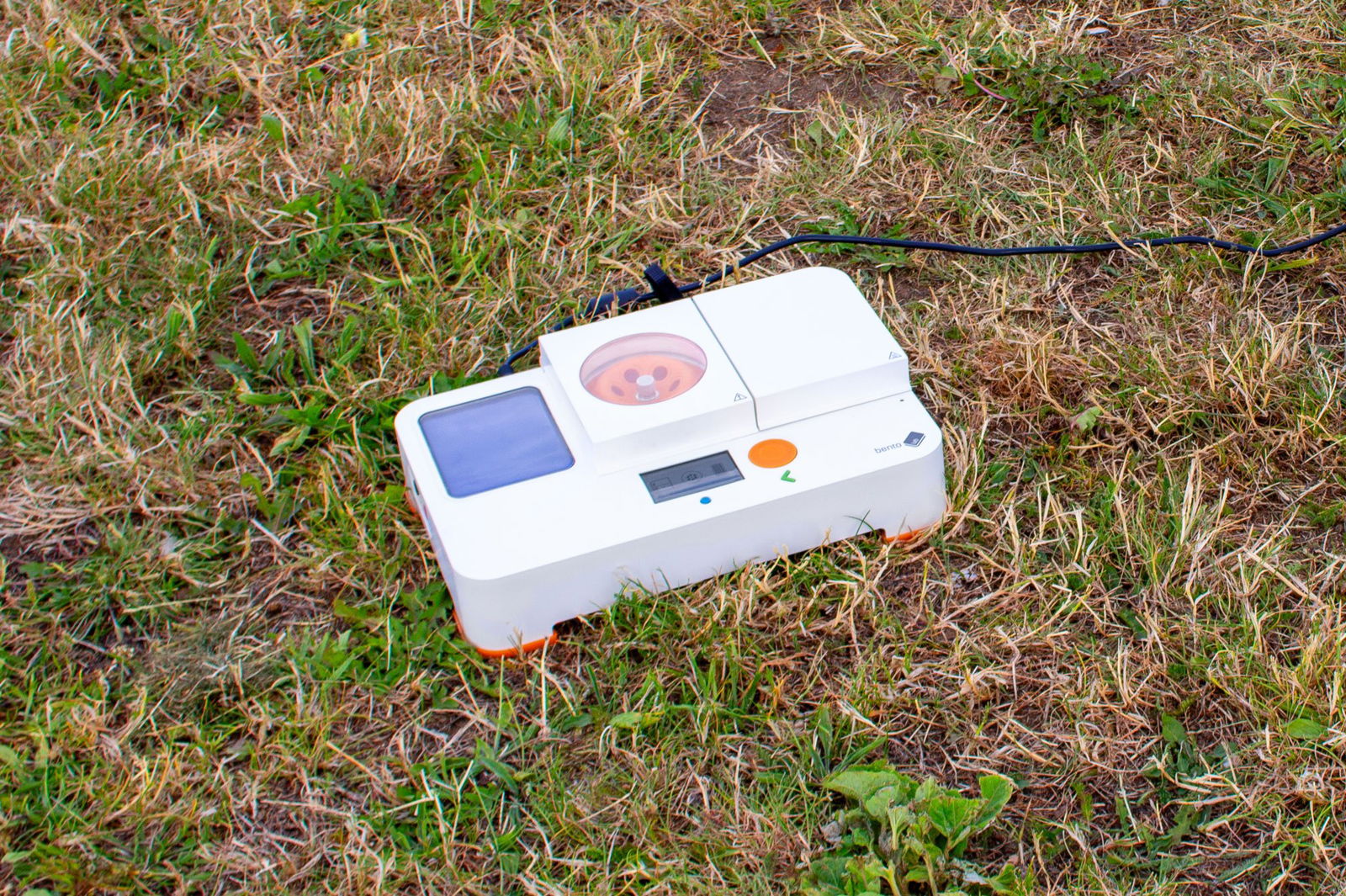 Bring the lab wherever your research takes you | Bento Lab