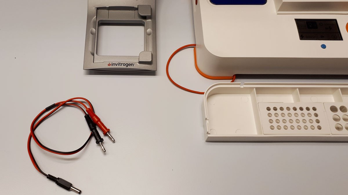 Bye bye buffer: Powering an E-Gel System with Bento Lab.